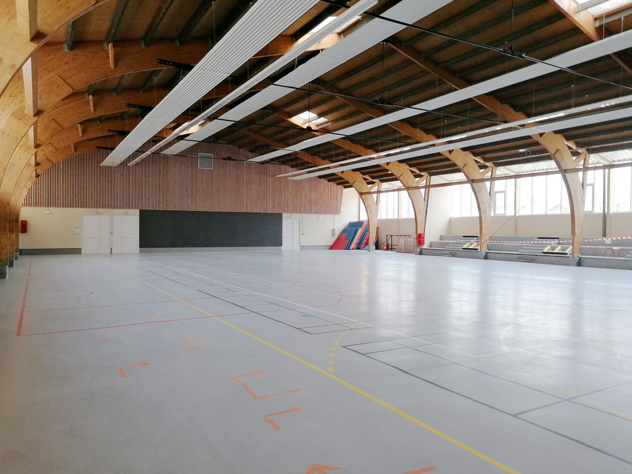 rénovation énergétique + extension d'un gymnase - ASB architecture ...